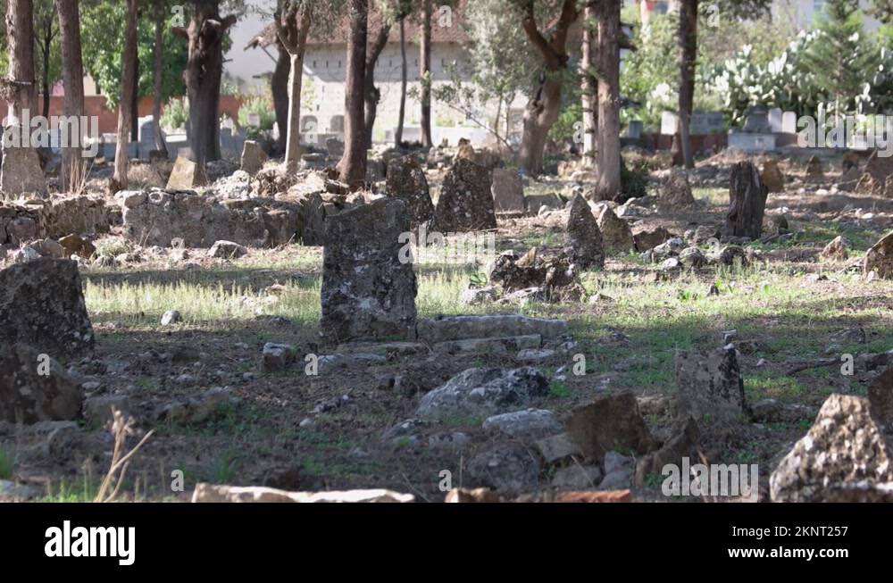 Tombs at cemetery Stock Videos & Footage - HD and 4K Video Clips - Alamy