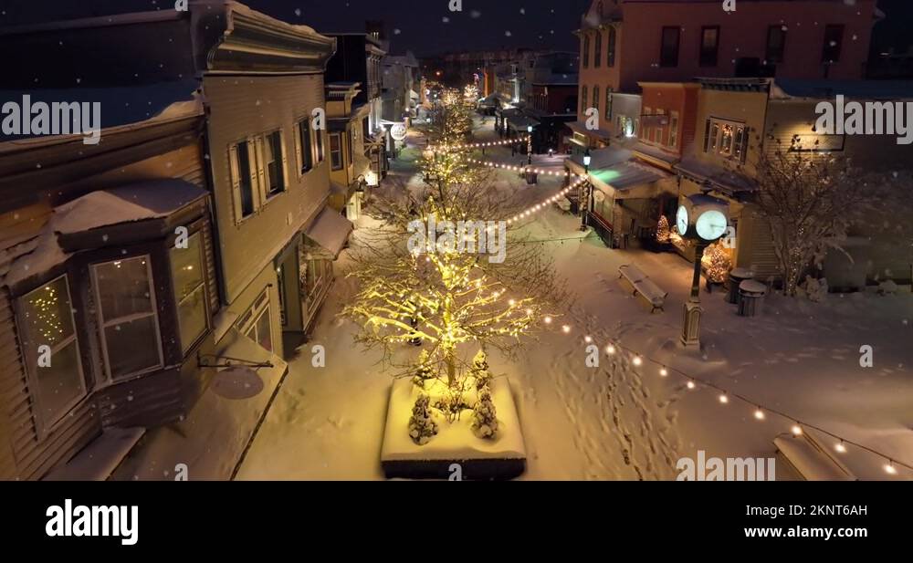 Mall retail storefronts Stock Videos & Footage - HD and 4K Video Clips ...