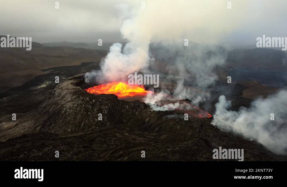 Drone footage from the eruoption site at Fagradallsfjall vulcano ...