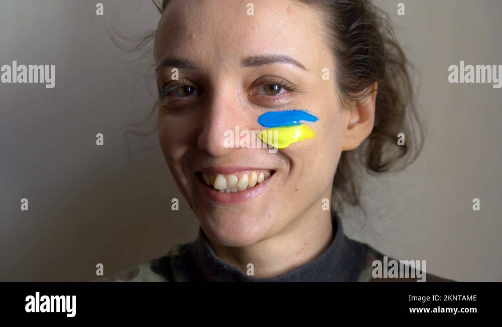 Blue cheek patch Stock Videos & Footage - HD and 4K Video Clips - Alamy
