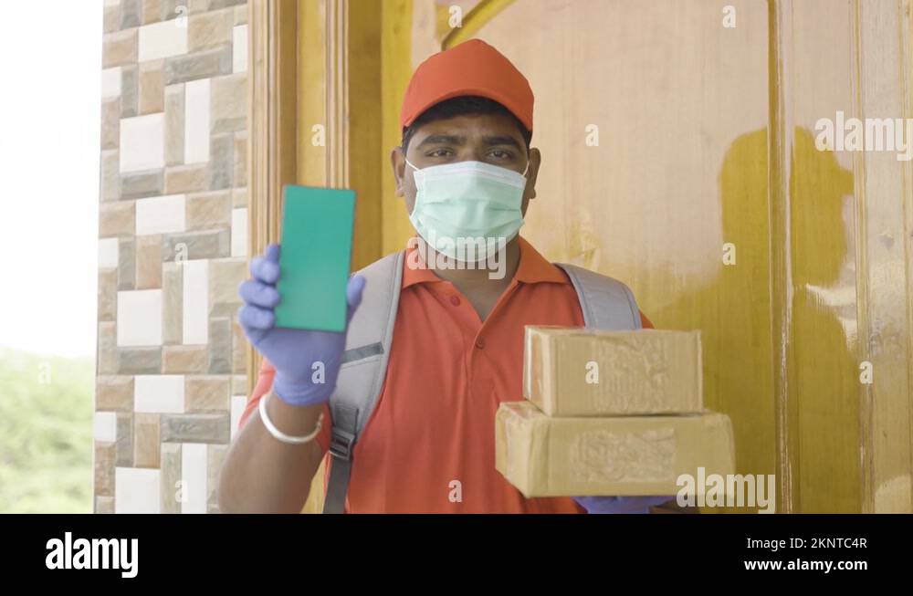 Parcel rack Stock Videos & Footage - HD and 4K Video Clips - Alamy