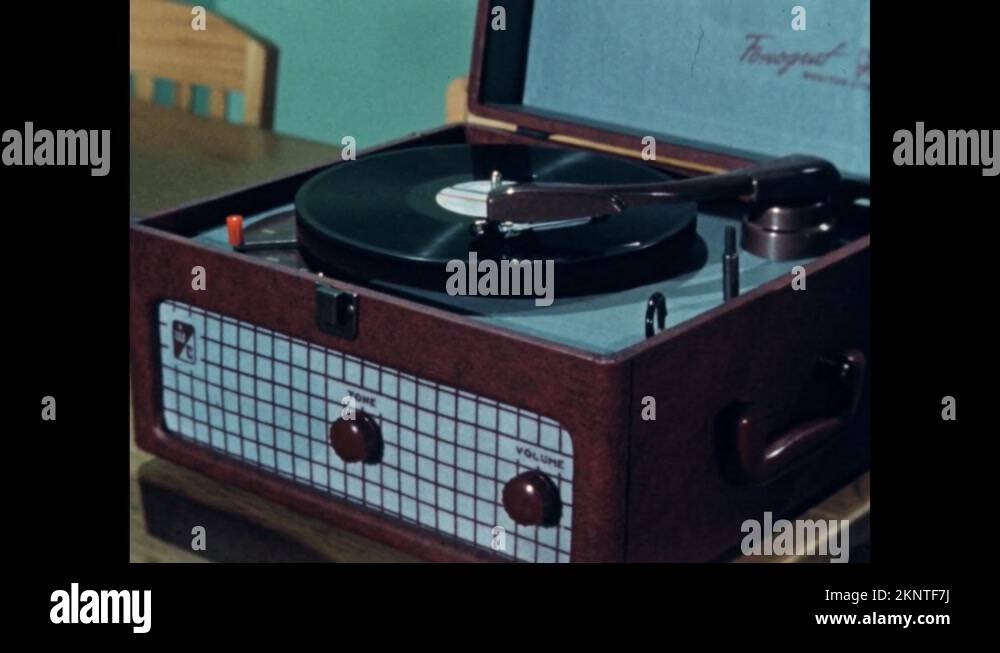 Listening to record player 1950s Stock Videos & Footage - HD and 4K ...