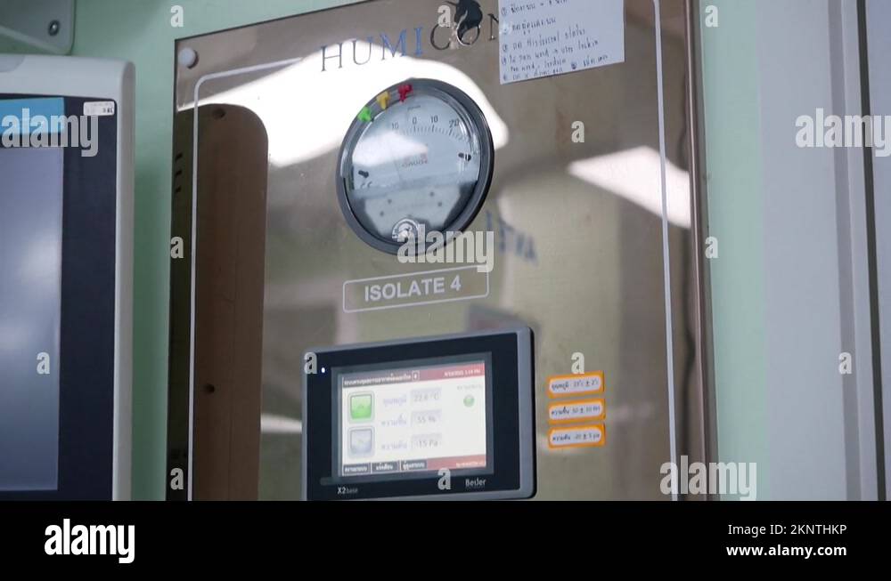 Pressure room Stock Videos & Footage - HD and 4K Video Clips - Alamy