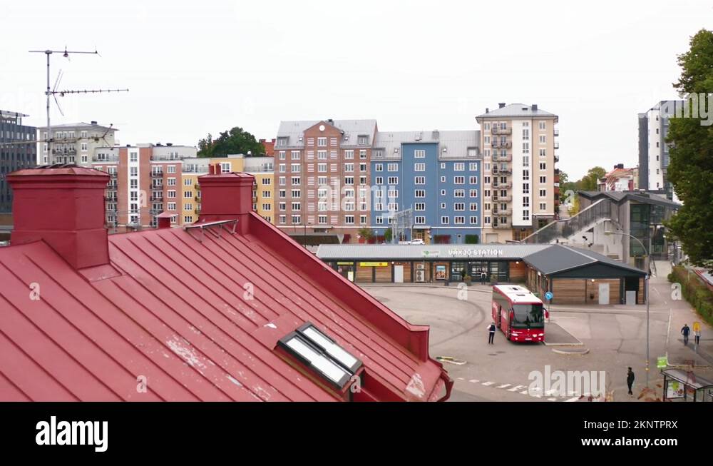 Rooftop of train Stock Videos & Footage - HD and 4K Video Clips - Alamy