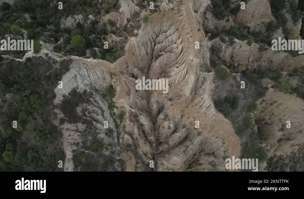 Ridge tops Stock Videos & Footage - HD and 4K Video Clips - Alamy