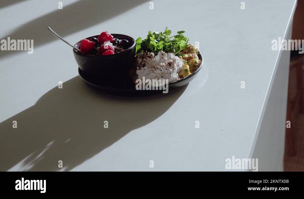 Crane berry Stock Videos & Footage - HD and 4K Video Clips - Alamy