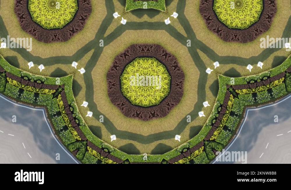 Roundabout tree Stock Videos & Footage - HD and 4K Video Clips - Alamy