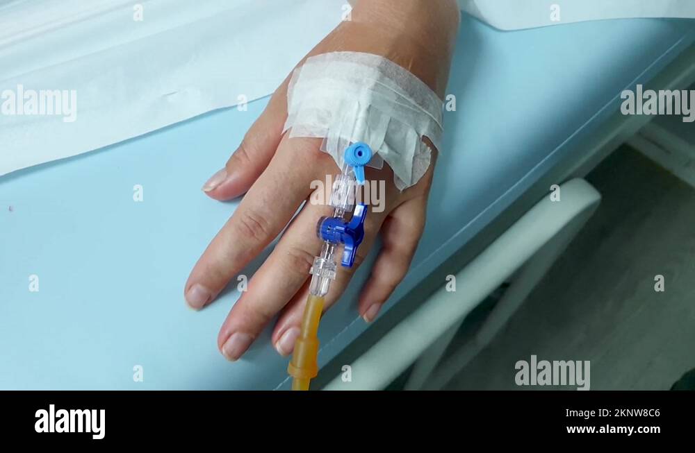 Intravenous catheter insertion Stock Videos & Footage - HD and 4K Video Clips - Alamy
