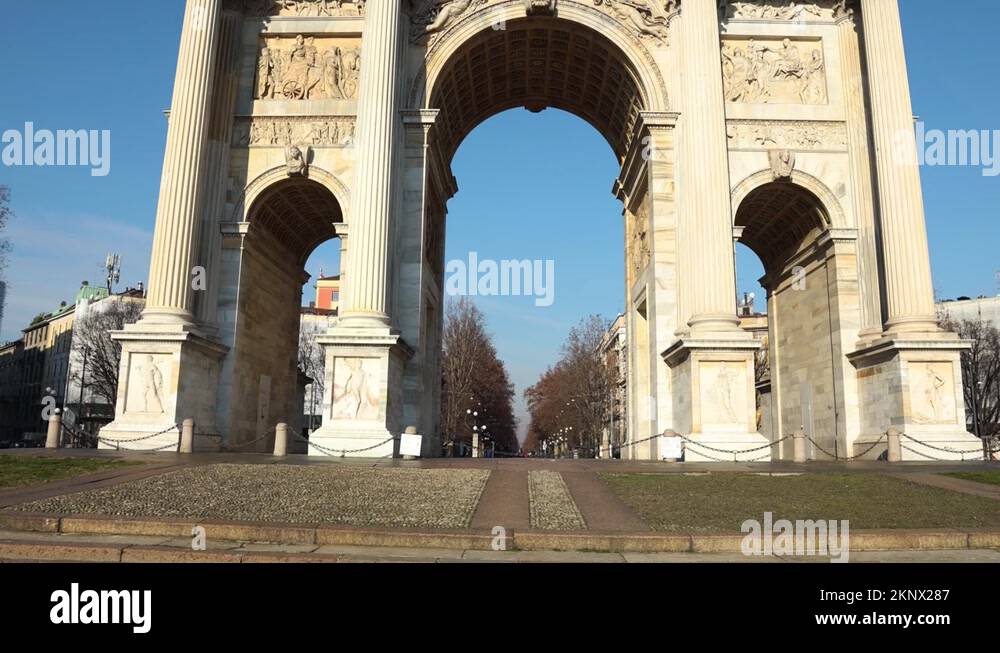 Napoleon gate Stock Videos & Footage - HD and 4K Video Clips - Alamy