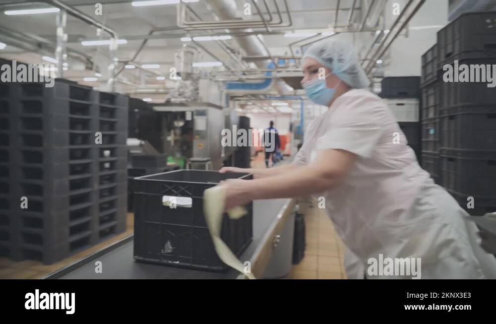 Conveyor operators Stock Videos & Footage - HD and 4K Video Clips - Alamy