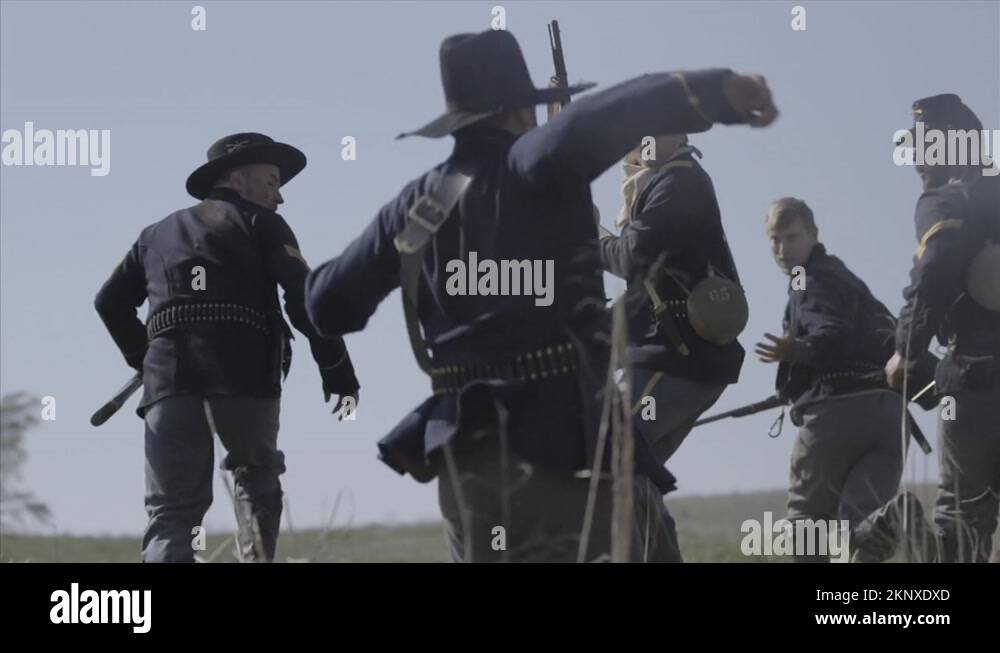 7th Cavalry Soldiers Retreat from the Little Big Horn - Indian Wars ...