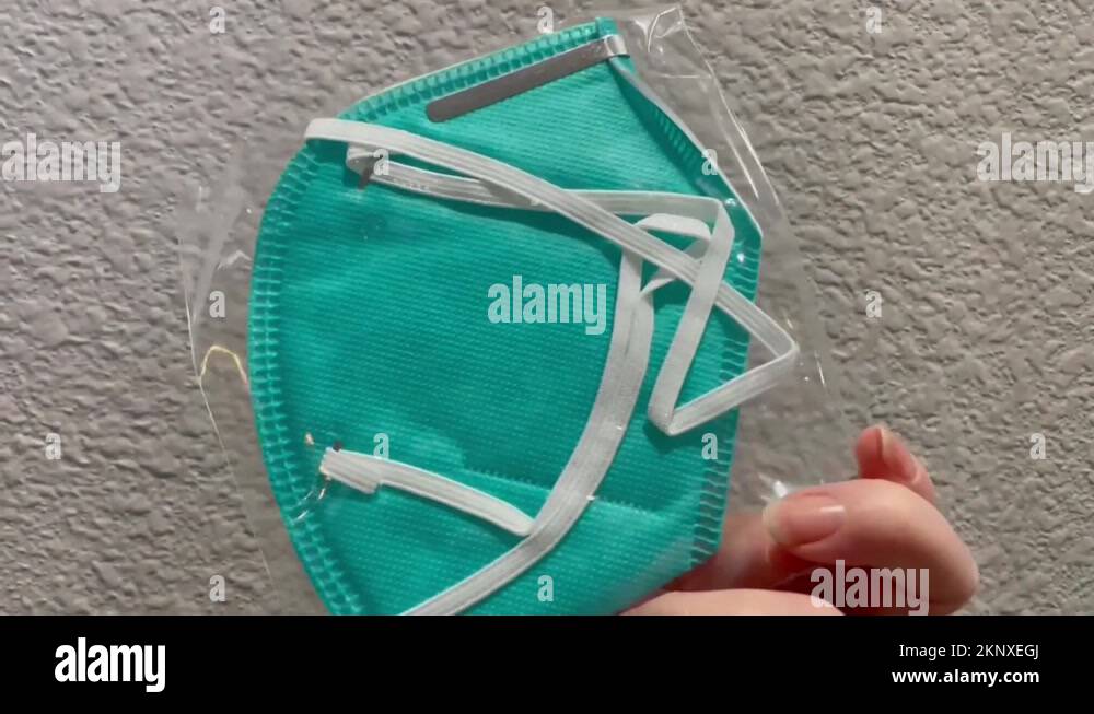 Elastic loops Stock Videos & Footage - HD and 4K Video Clips - Alamy