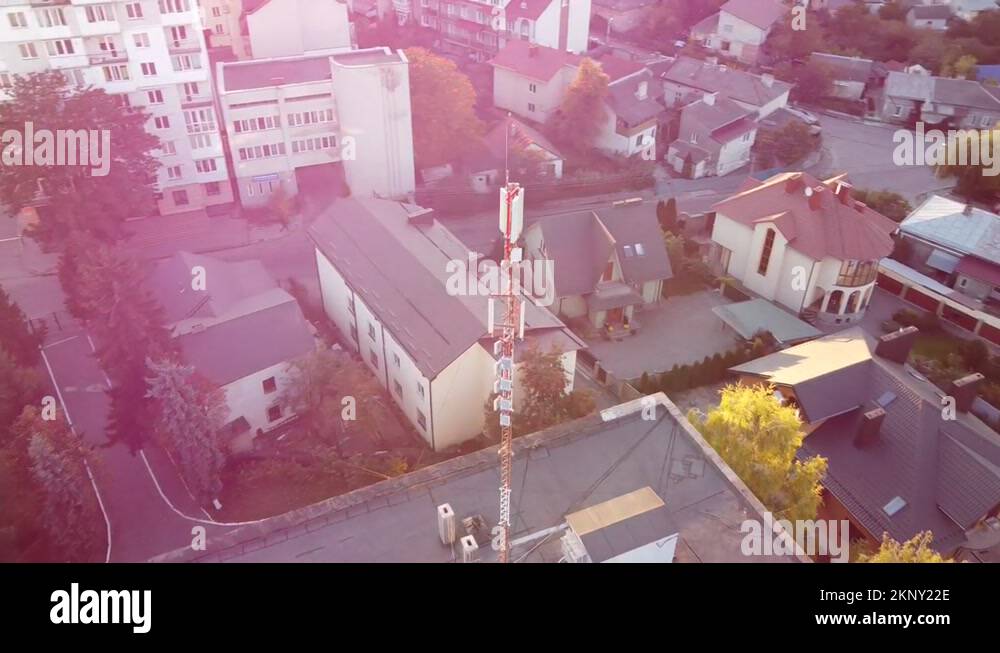 Telecommunication tower antennas Stock Videos & Footage - HD and 4K Video Clips - Alamy