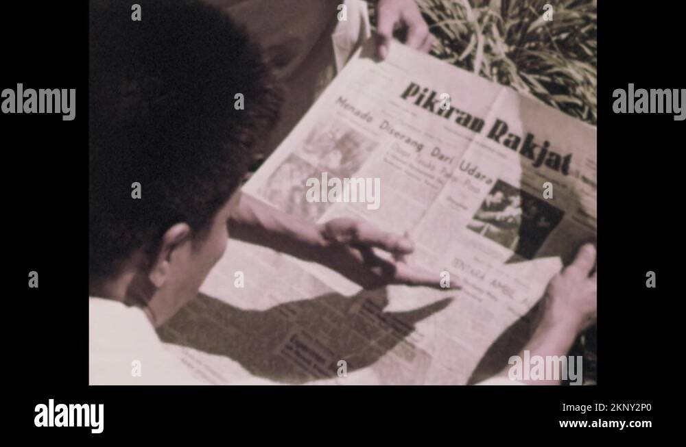 Newspaper group Stock Videos & Footage - HD and 4K Video Clips - Alamy