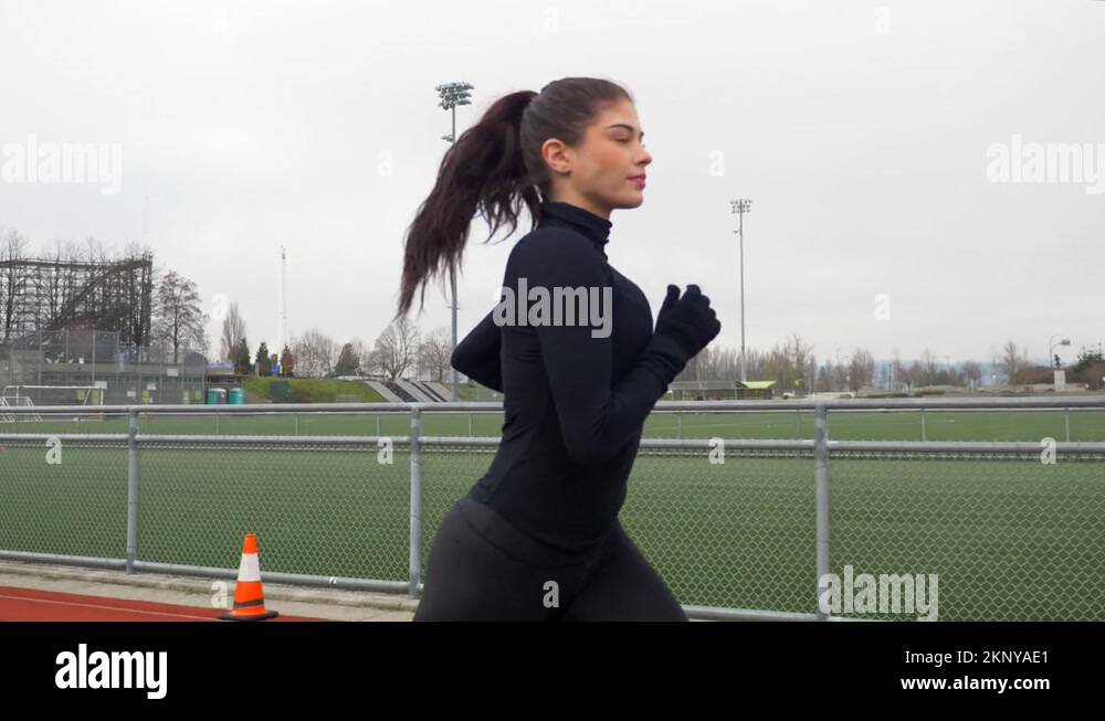 Running around oval Stock Videos & Footage - HD and 4K Video Clips - Alamy