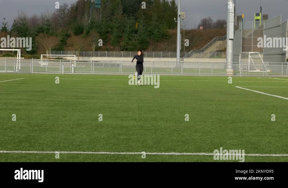 Stadium runner Stock Videos & Footage - HD and 4K Video Clips - Alamy