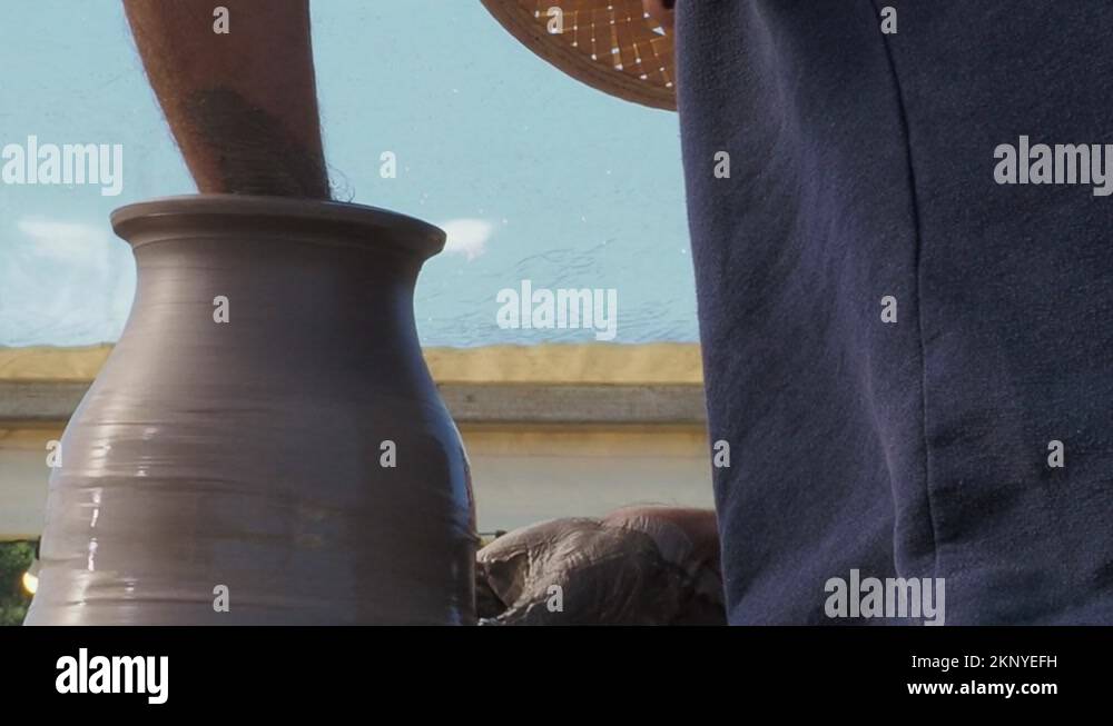 Make shape arm Stock Videos & Footage - HD and 4K Video Clips - Alamy