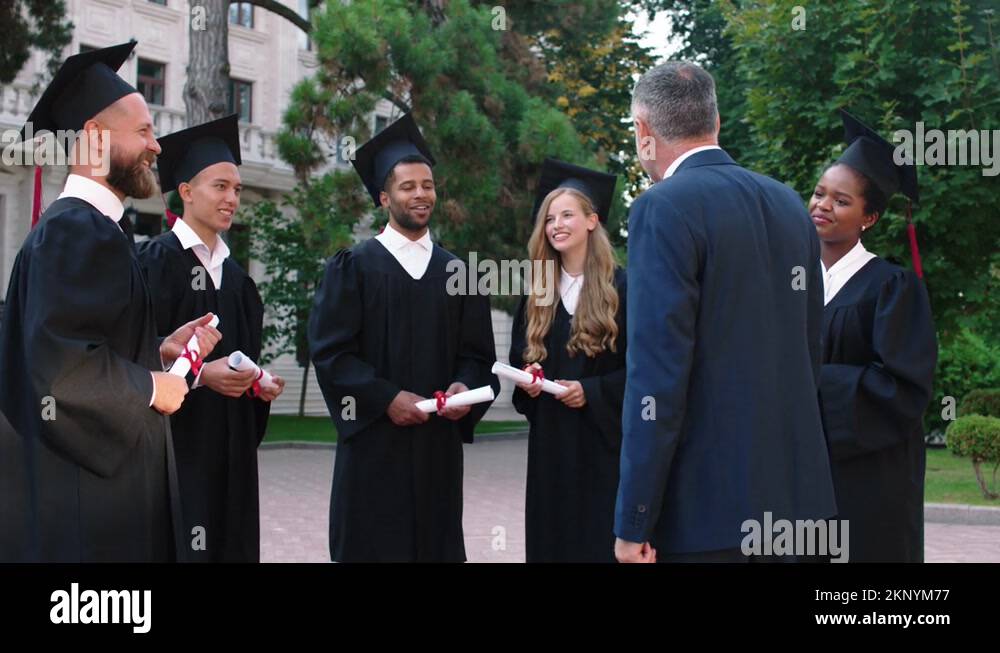 Graduation group Stock Videos & Footage - HD and 4K Video Clips - Alamy