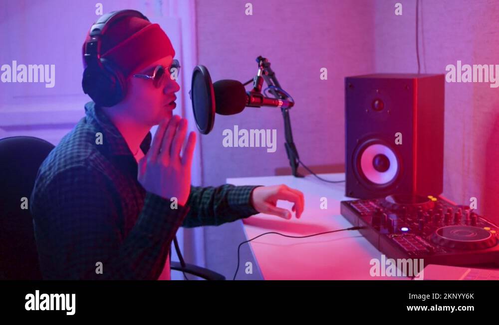 Producer rapper Stock Videos & Footage - HD and 4K Video Clips - Alamy