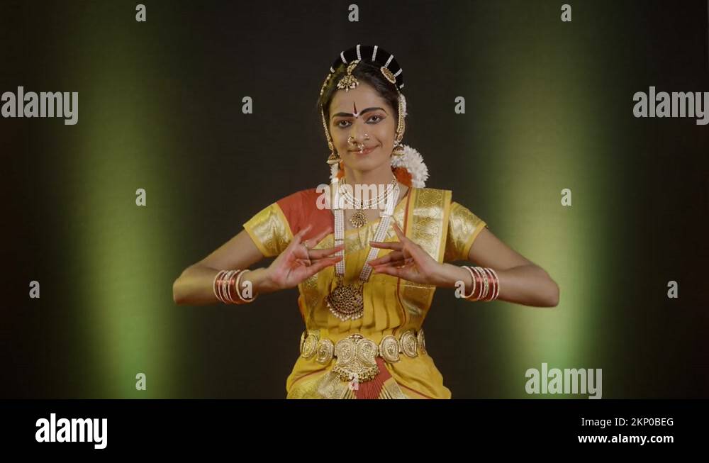 Bharatanatyam hand gestures Stock Videos & Footage - HD and 4K Video Clips - Alamy