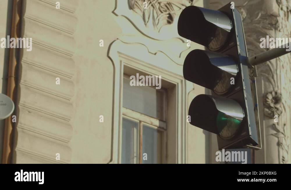 Traffic lights sequence Stock Videos & Footage - HD and 4K Video Clips ...