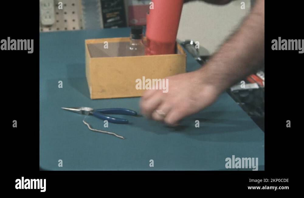 Remove batteries Stock Videos & Footage - HD and 4K Video Clips - Alamy