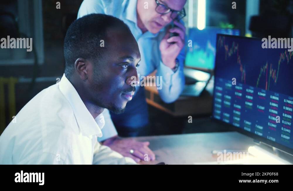 Stock market reports Stock Videos & Footage - HD and 4K Video Clips - Alamy