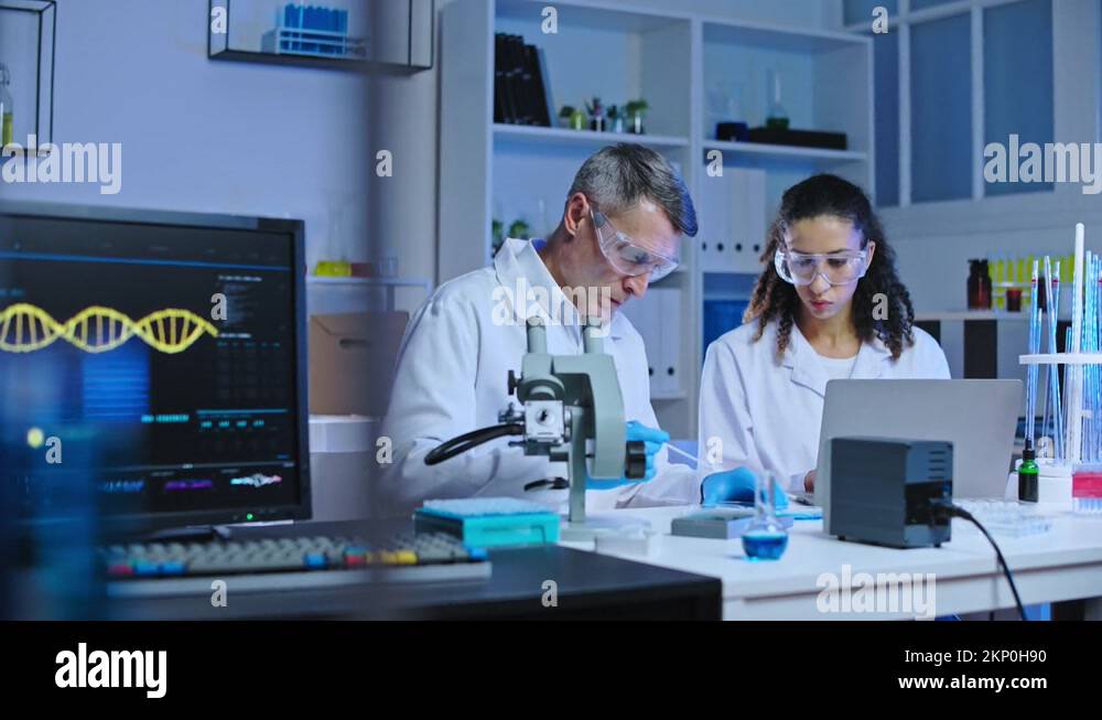 Testing dna samples Stock Videos & Footage - HD and 4K Video Clips - Alamy