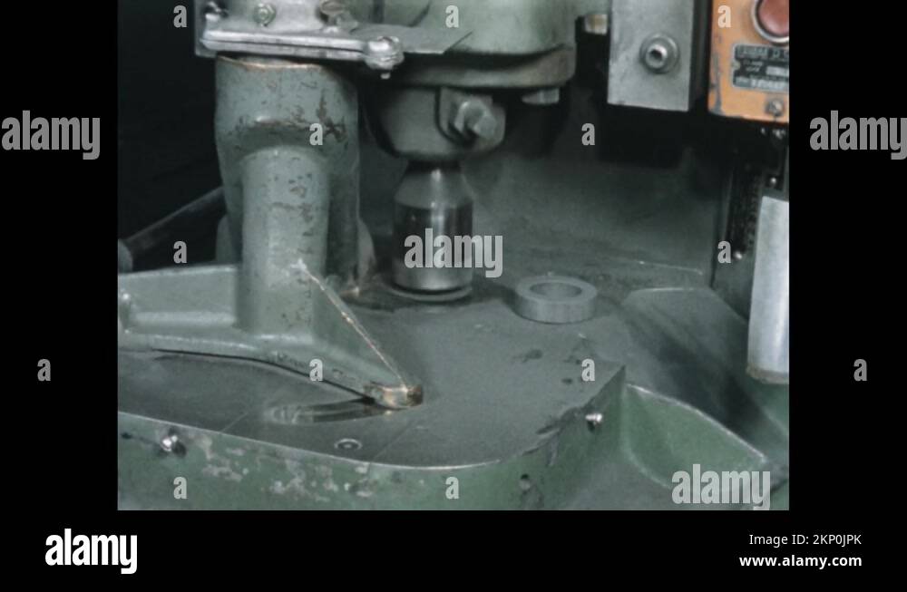 Compress material Stock Videos & Footage - HD and 4K Video Clips - Alamy