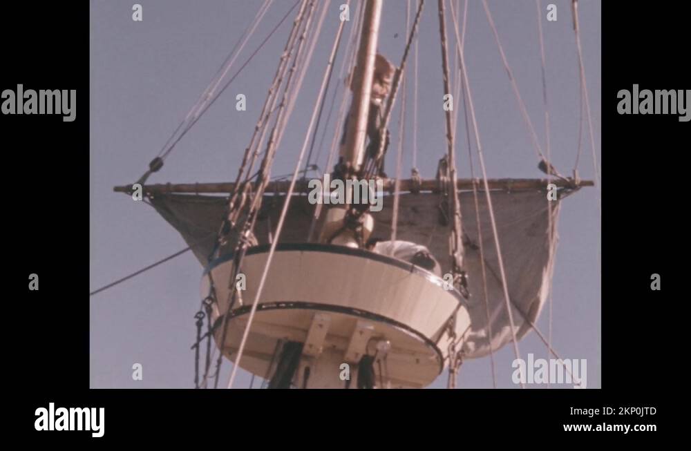 Mast flap Stock Videos & Footage - HD and 4K Video Clips - Alamy