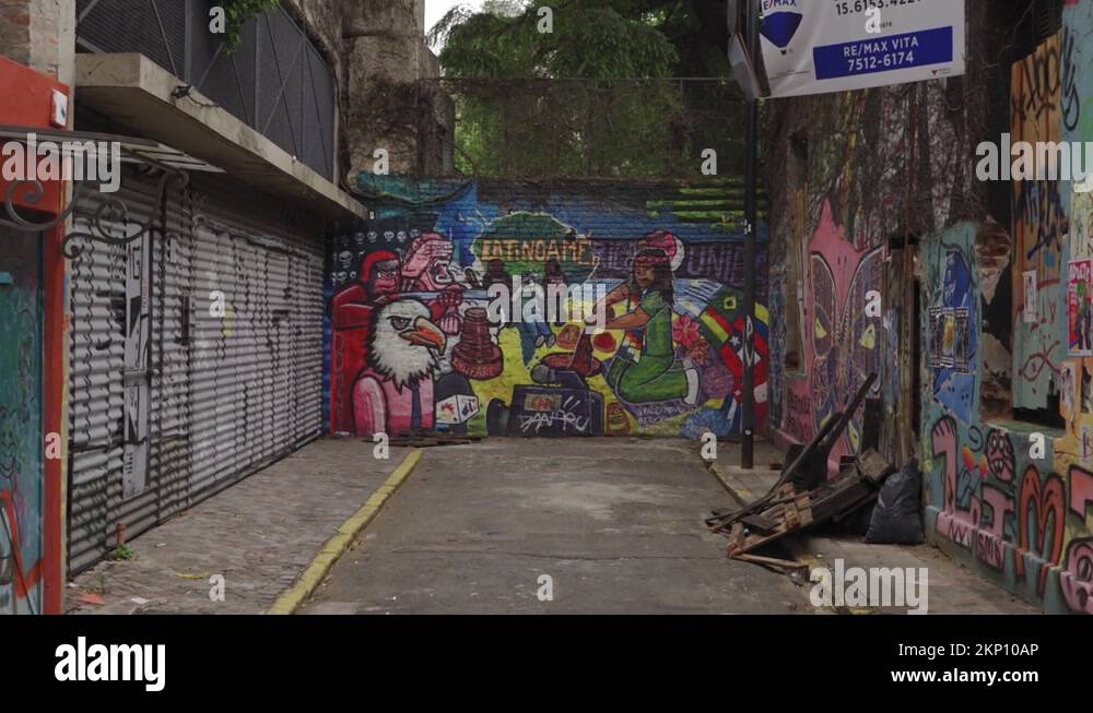 On unique alley Stock Videos & Footage - HD and 4K Video Clips - Alamy