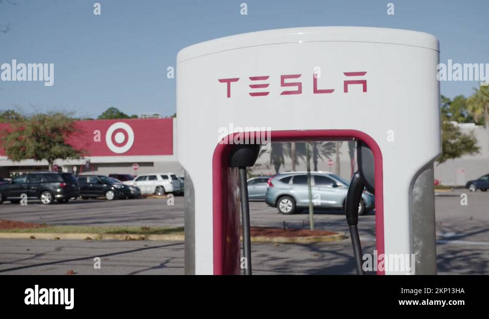 Ev charger logo Stock Videos & Footage - HD and 4K Video Clips - Alamy