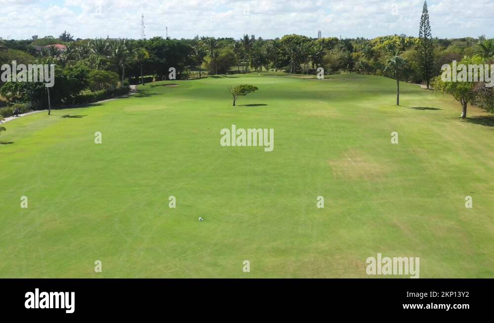 Golf club field Stock Videos & Footage - HD and 4K Video Clips - Alamy