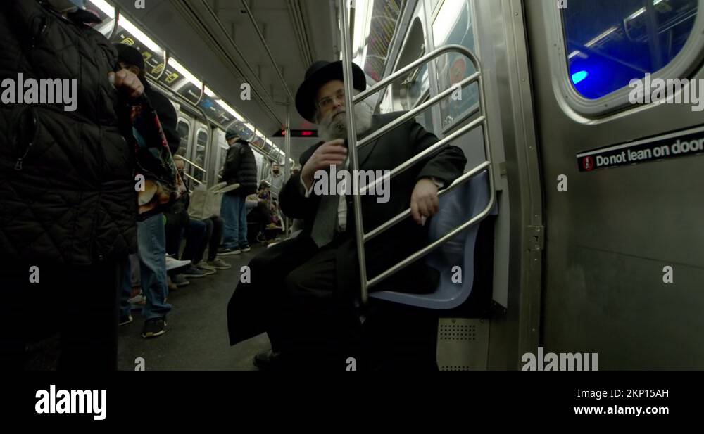 Crowded subway train new york Stock Videos & Footage - HD and 4K Video ...