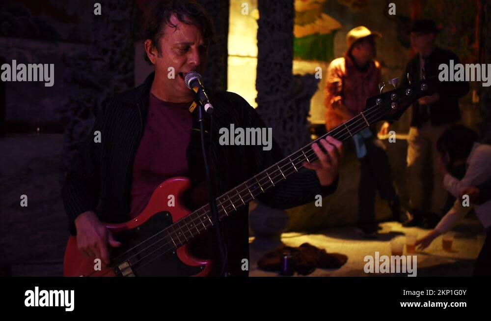 Bass vocalist Stock Videos & Footage - HD and 4K Video Clips - Alamy