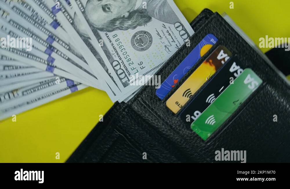 Fly wallet Stock Videos & Footage - HD and 4K Video Clips - Alamy