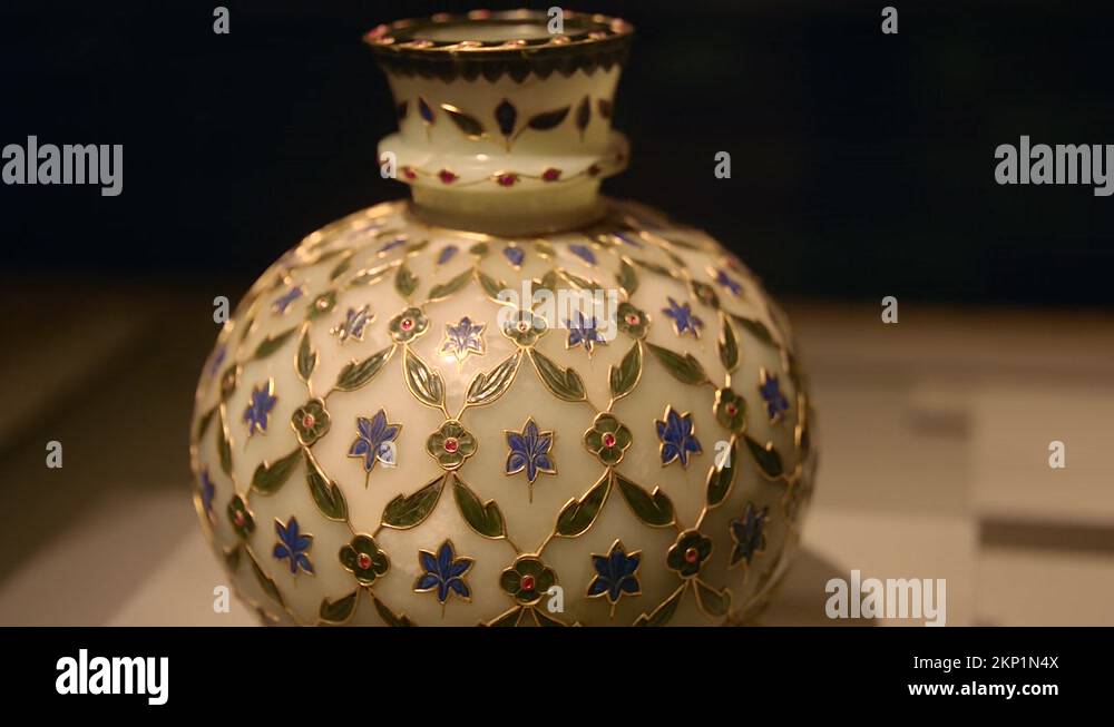 Qatar islamic pattern Stock Videos & Footage - HD and 4K Video Clips ...