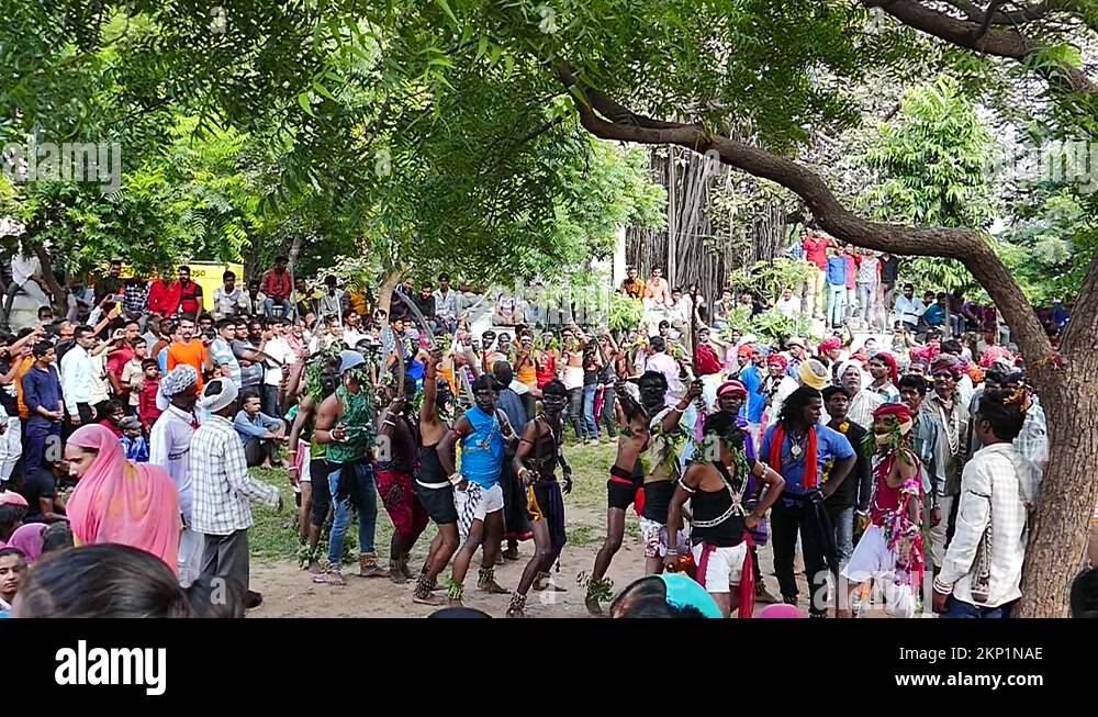 Circle of swords Stock Videos & Footage - HD and 4K Video Clips - Alamy