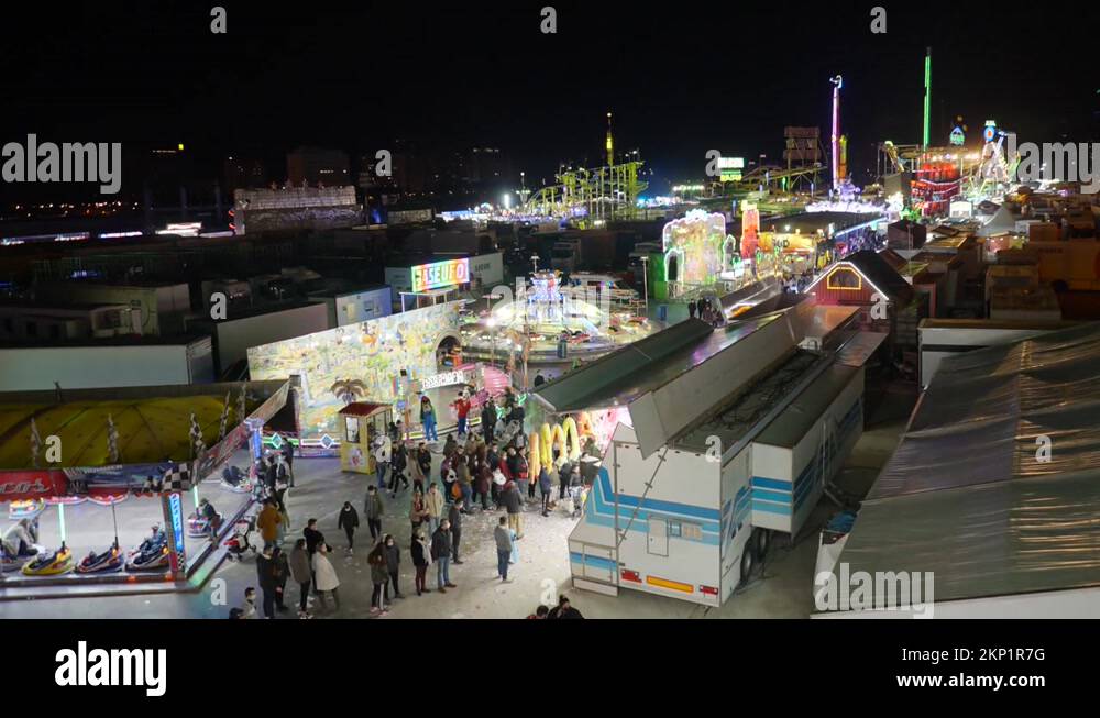 Funfair at night Stock Videos & Footage - HD and 4K Video Clips - Alamy