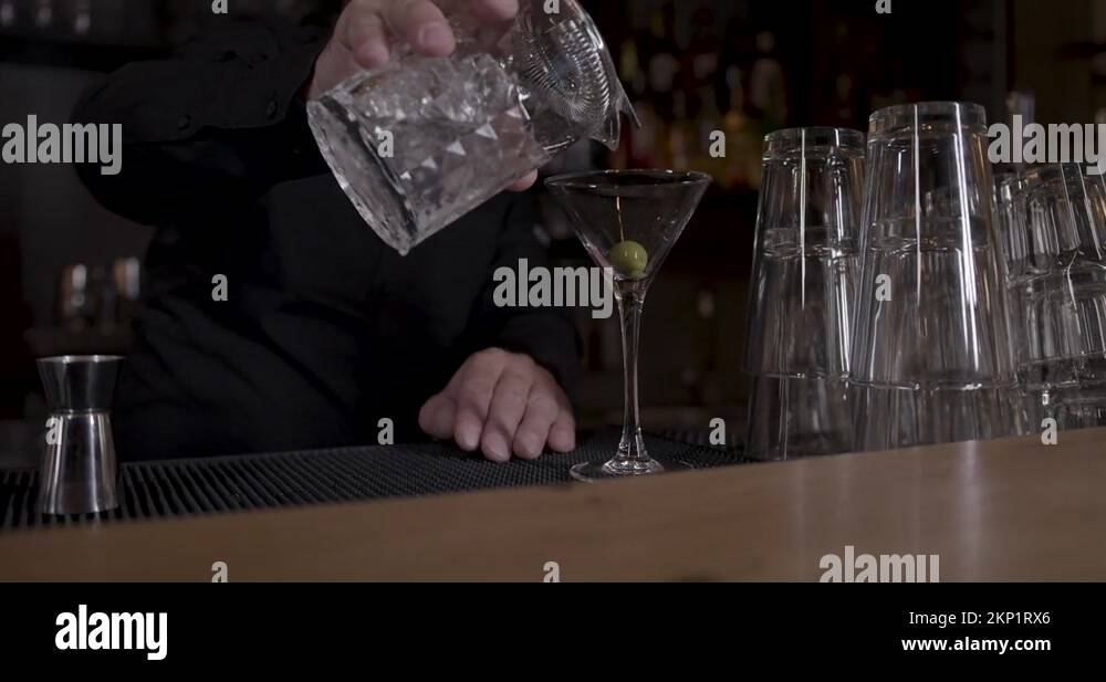 Bar_keeper Stock Videos & Footage - HD and 4K Video Clips - Alamy