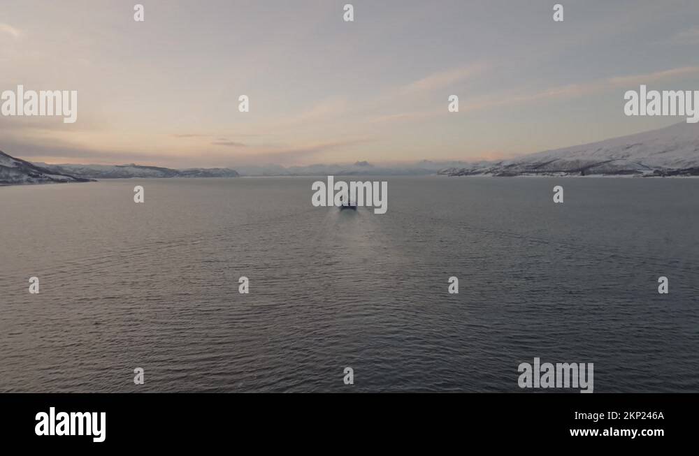 Commercial freighter Stock Videos & Footage - HD and 4K Video Clips - Alamy