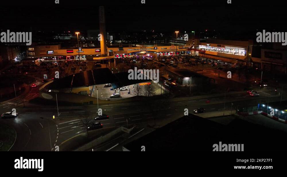 Famous shopping mall , restaurant and parking area with traffic road ...