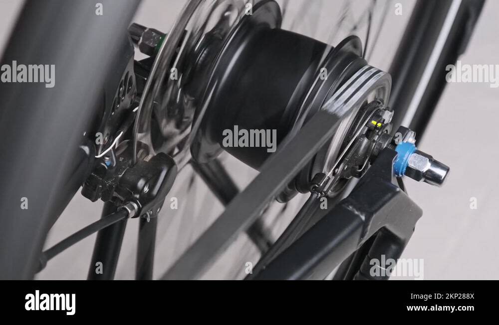 Bike mechanism Stock Videos & Footage - HD and 4K Video Clips - Alamy