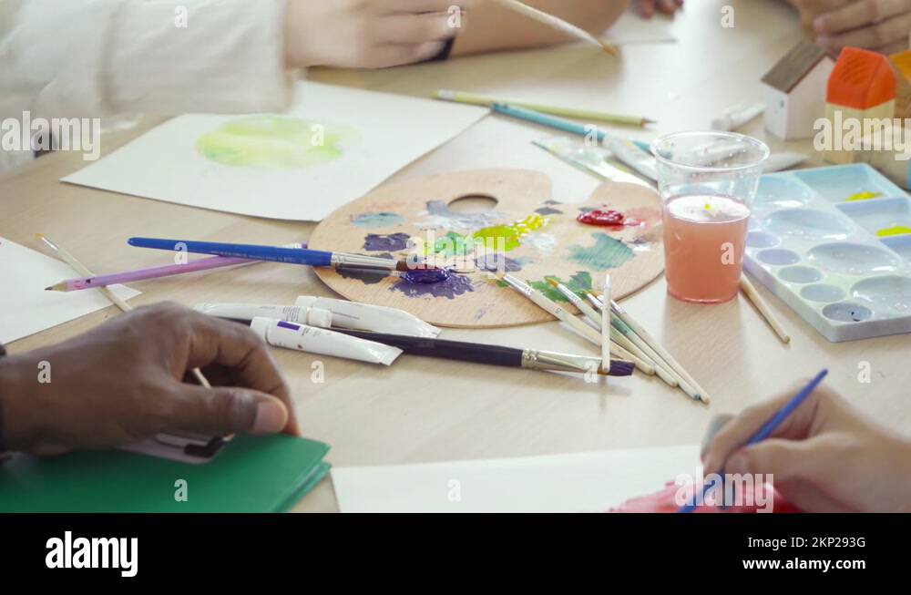 Elementary school students painting Stock Videos & Footage - HD and 4K ...