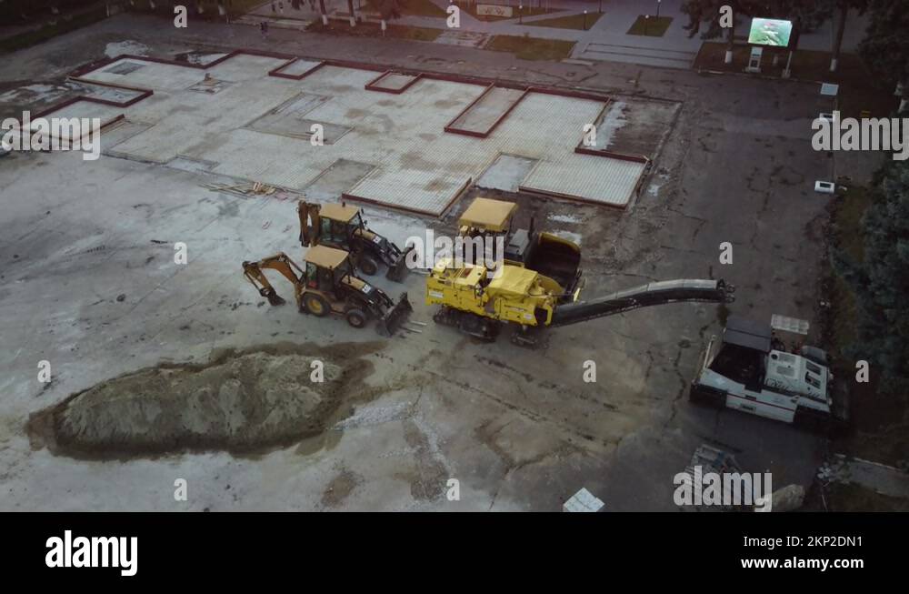 Construction of a square Stock Videos & Footage - HD and 4K Video Clips ...