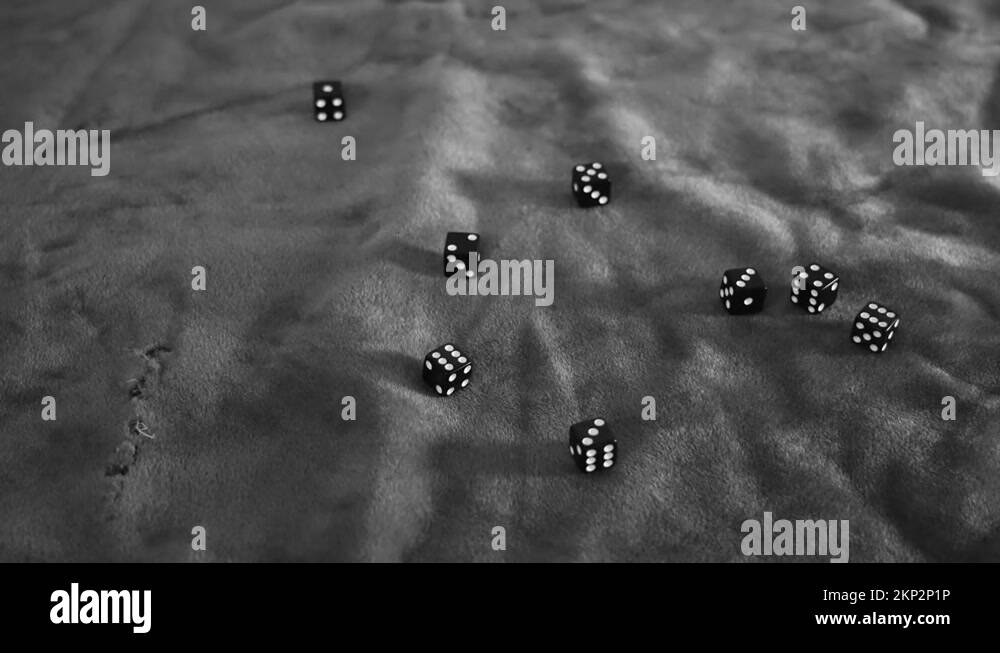 Rolled dice Stock Videos & Footage - HD and 4K Video Clips - Alamy