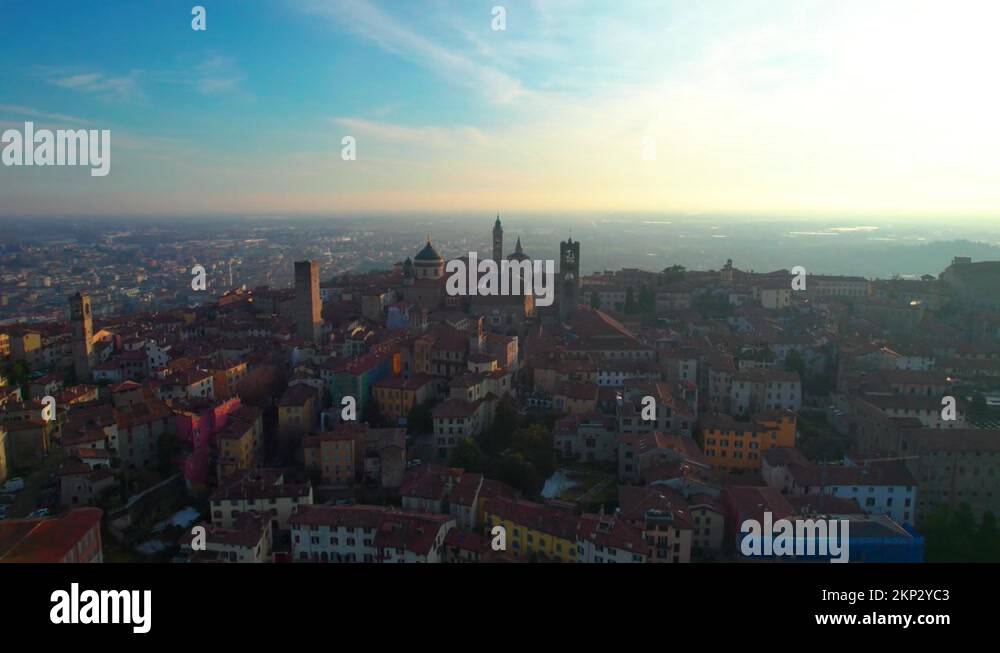 Bergamo center Stock Videos & Footage - HD and 4K Video Clips - Alamy