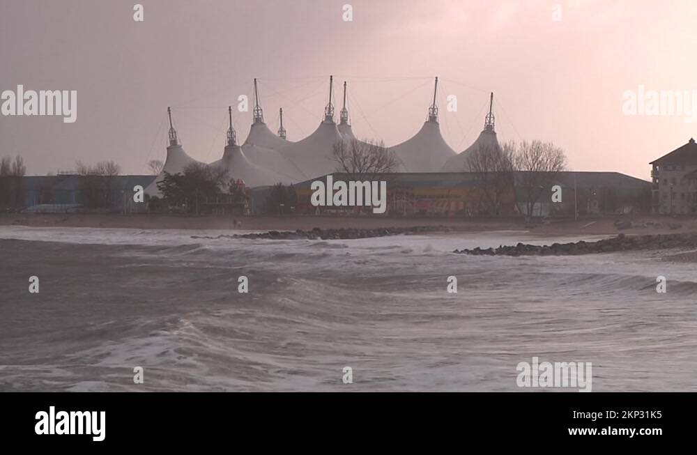 Butlins by the sea Stock Videos & Footage - HD and 4K Video Clips - Alamy