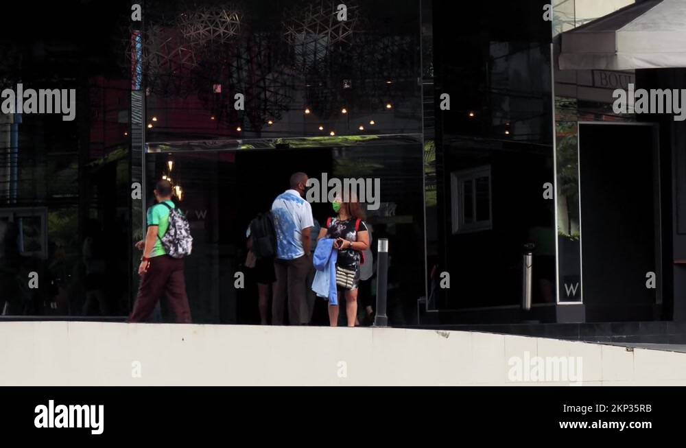 Break hour Stock Videos & Footage - HD and 4K Video Clips - Alamy