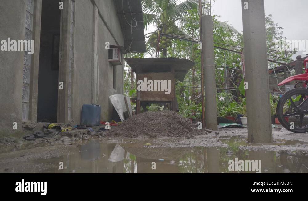 Village puddle Stock Videos & Footage - HD and 4K Video Clips - Alamy